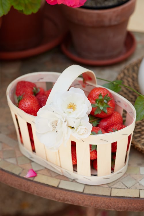 ¡Fresas con Crema 🍓😋: Receta Fácil y Deliciosa!
