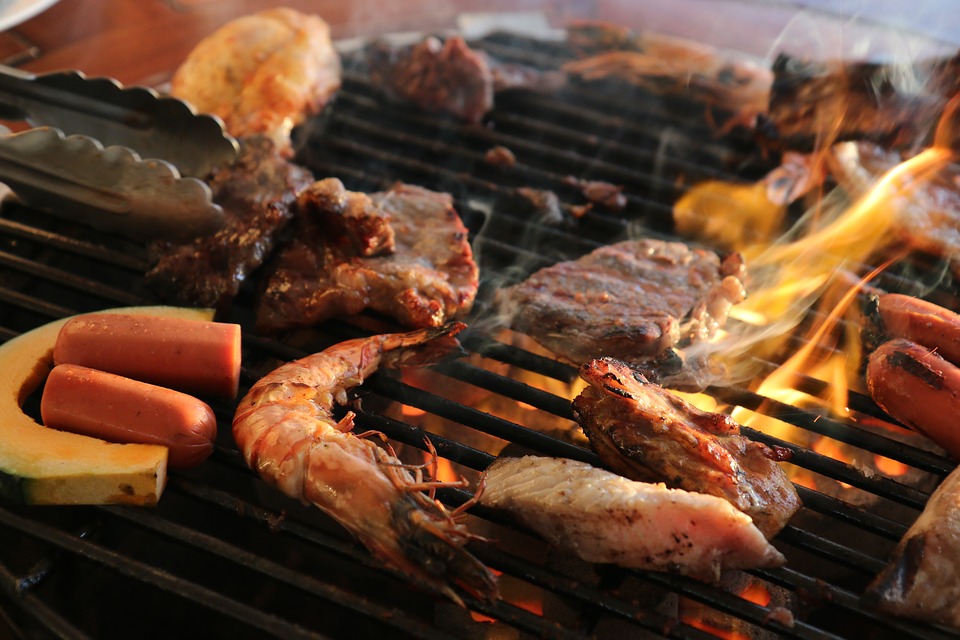 ¡Prepara la BBQ Perfecta! 🥩 Las Carnes Esenciales para Tu Fiesta 🍖🔥