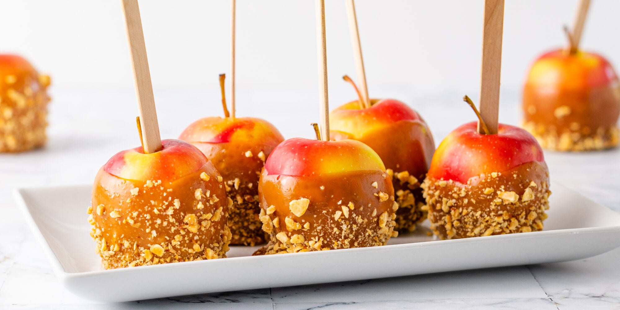 🍏🍬 ¡Descubre por qué las manzanas con caramelo son el MEJOR refrigerio! 🤩👌