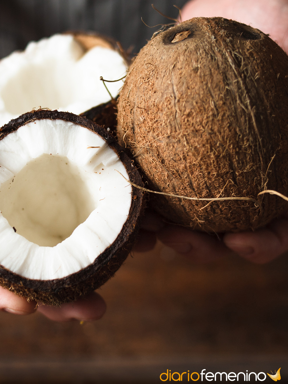 🥥🌴 ¡Descubre cómo distinguir un coco tierno y fresco en solo 3 pasos! 🌴🥥