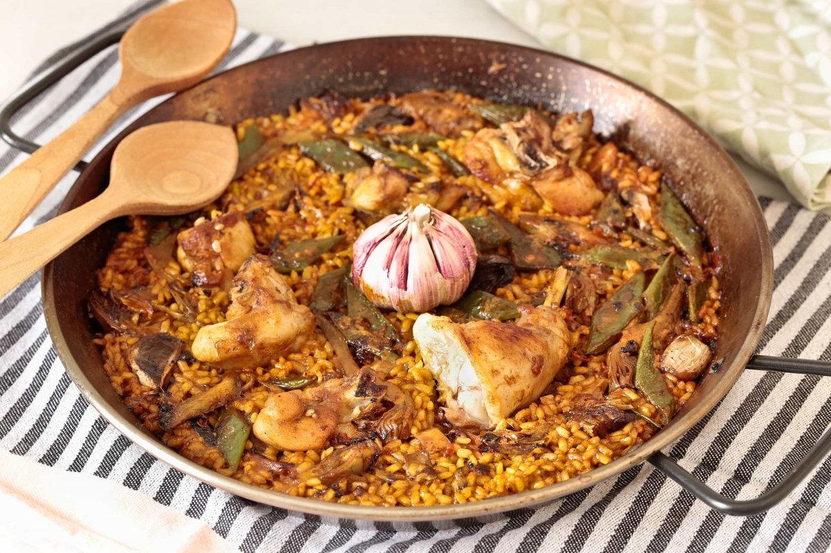 Receta Paella de Conejo: ¡Sorprende con este sabor! 🔥