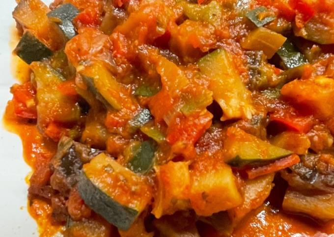 Receta para hacer Pisto: ¡🤤 La MEJOR (y más fácil!)