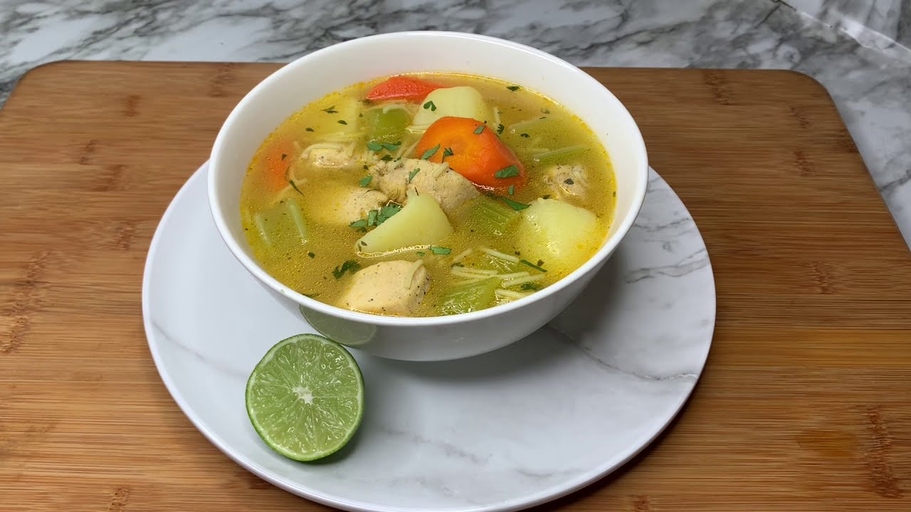 ¡Sopa de Pollo y Verduras 🍲🤤! Receta Fácil y Deliciosa